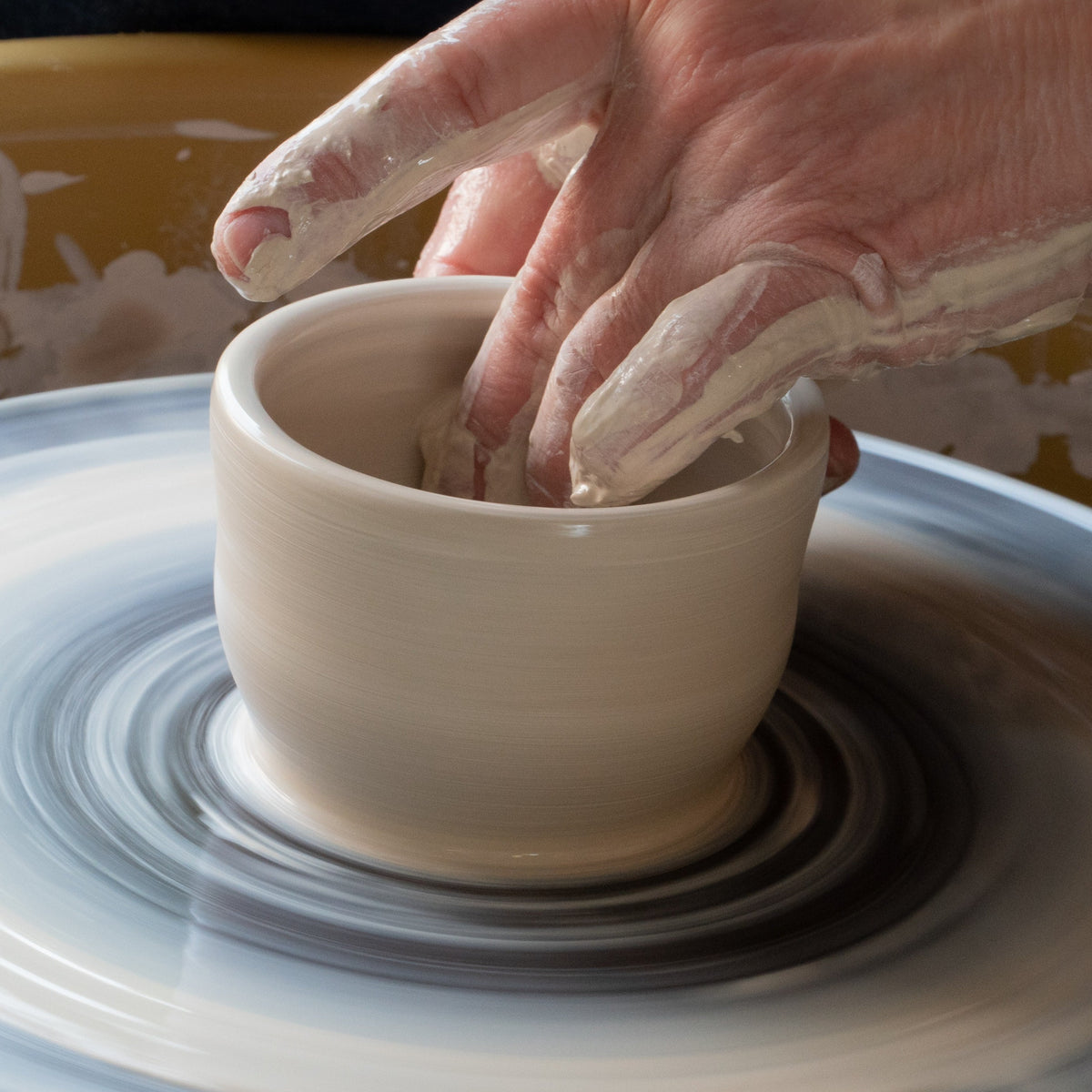 Beginner Wheel Throwing Class – Grace Ellen
